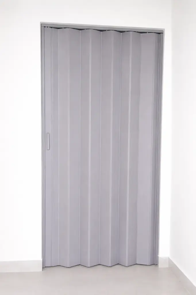Puerta plegable corrediza - full panel - Plástica (PVC) - Fabricación a ...